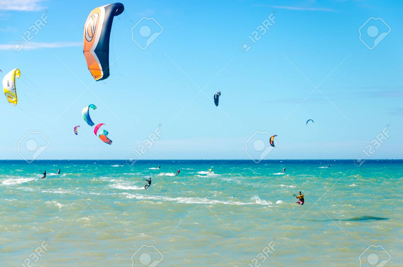 Qué datos ofrece Windguru para Rawson y Playa Unión
